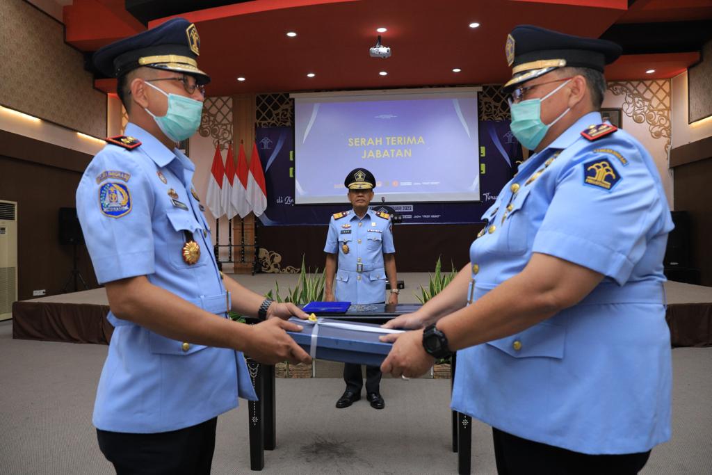 Kepala Kantor Imigrasi Kediri Resmi Berganti – Gelar Fakta Kepala Kantor Imigrasi Kediri Resmi Berganti – Gelar Fakta
